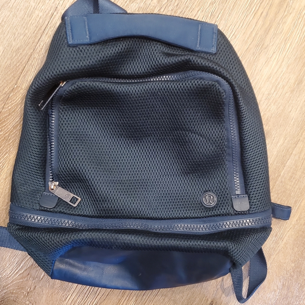 Lululemon City Adventure Navy Blue Mesh Mini Backpack - Gem